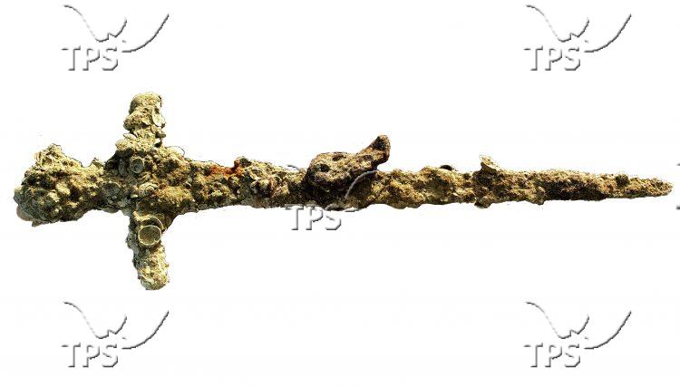 » Scuba Diver Discovers 900-Year-Old Crusader Sword off Israeli Coast