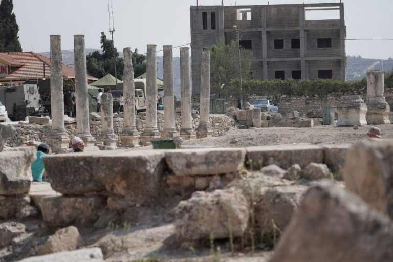 Israeli Archaeologists Face Academic Boycott for Uncovering Biblical ...